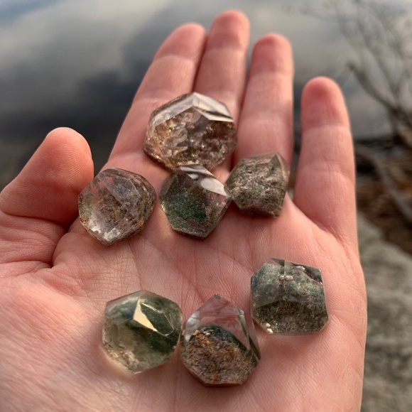 EARTHBOUND | Accents | Crystals Lodolite Gems Garden Quartz Gem ...
